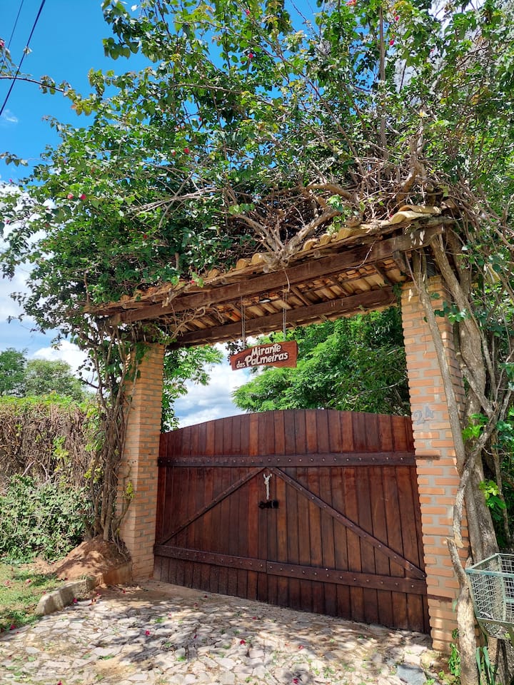 Sítio Maravilhoso Para Locação Em Condomínio - Esmeraldas