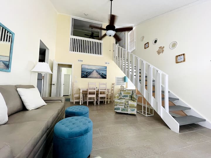 New Rental!  Lovely, Clean And Cozy Beach Getaway! - Panama City Beach, FL