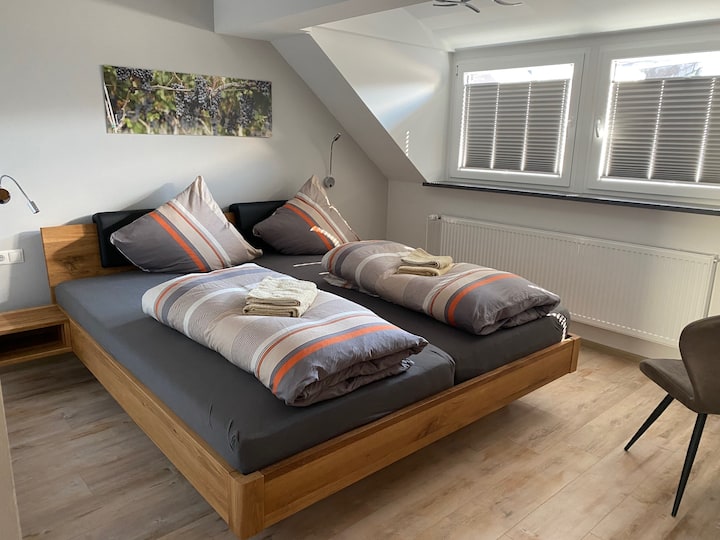 Guest Room With Xxl Bed And Balcony - Bernkastel-Kues