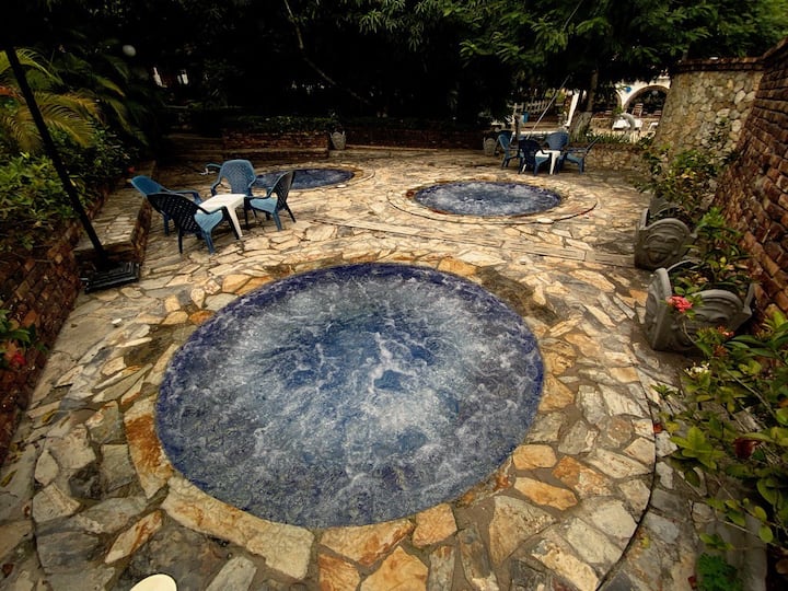 Hotel Pueblito Español (6 Personas) - Carmen de Apicalá