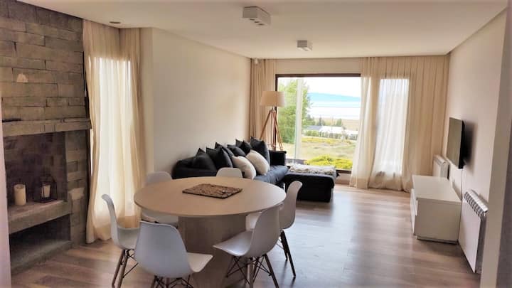 Oferta -  Hogar Acogedor Con Vista Al Lago - El Calafate