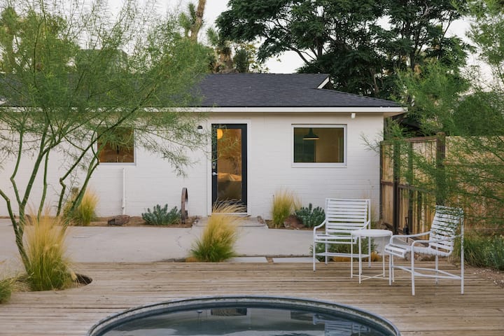 Yoko Valley: Desert Haven - Yucca Valley, CA