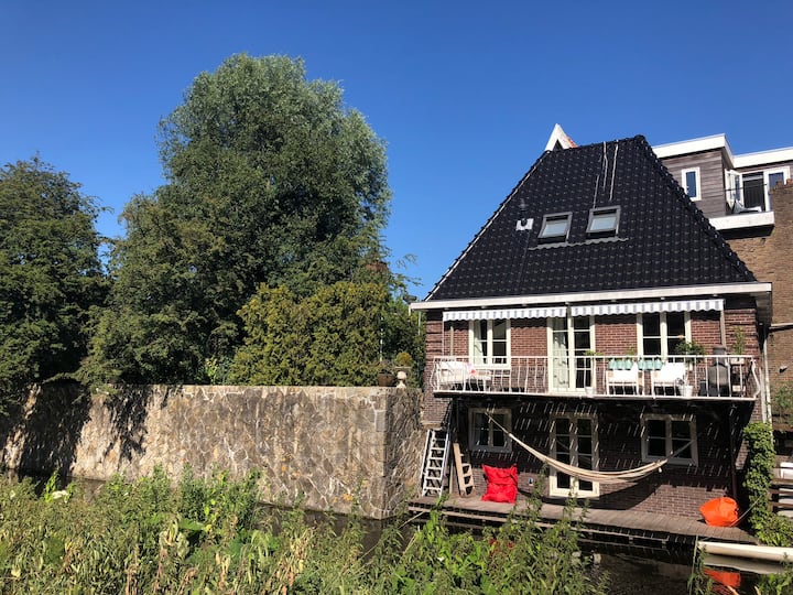 Waterfront Villa & Garden Facing Amsterdam Forest - Amsterdam