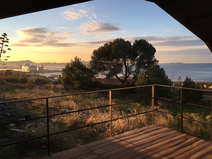 Maison Chaleureuse Avec Vue Sur Mer - Marseille