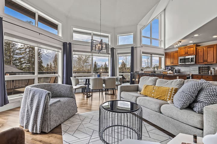 Alpine Loft 180 Degrees Mountain Views Dt Canmore - Canmore