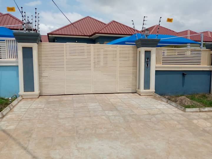 Accra Beachfront Vacation Rentals - Greater Accra Region, Ghana | Airbnb