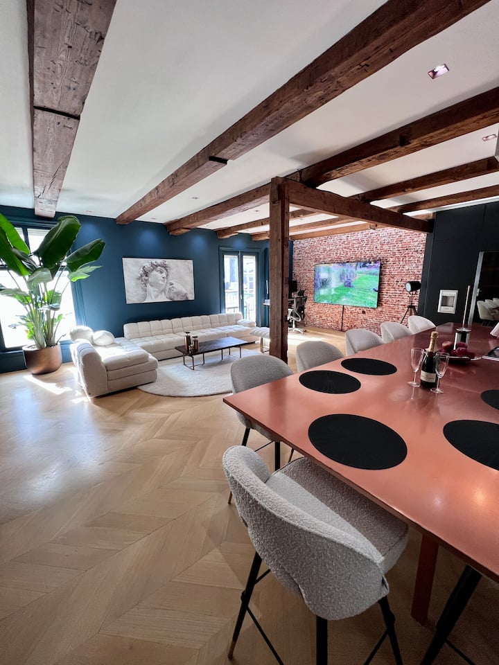 Highly Luxurious & Fancy 7-star Apartment In City - Amsterdam