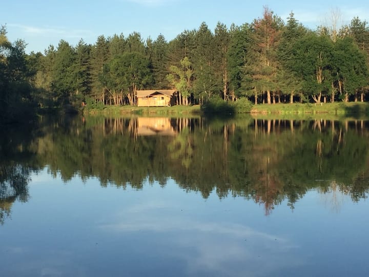 Location De Tentes Lodges Tout Confort Et Jacuzzi - Dompierre-sur-Besbre
