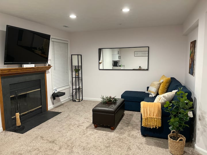 Entire Basement With Private Entry - Gaithersburg, MD