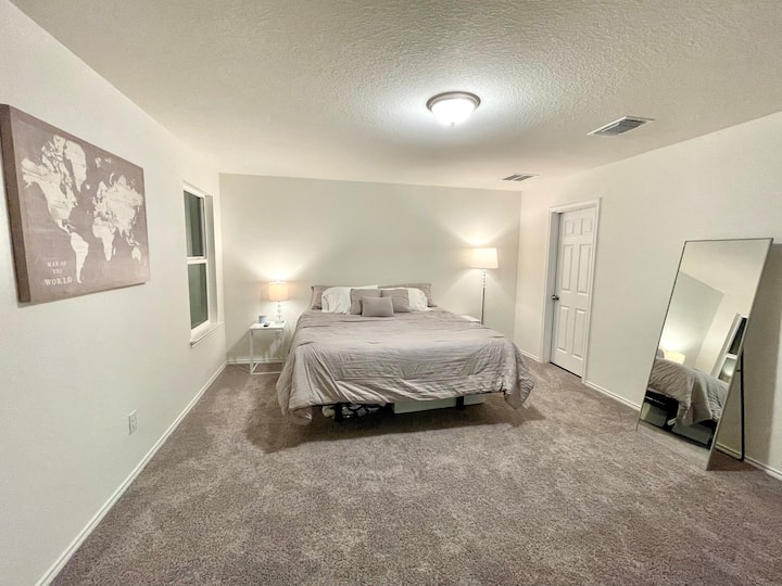 Feel At Home With All You Need- 3bed Residential - Georgetown, TX