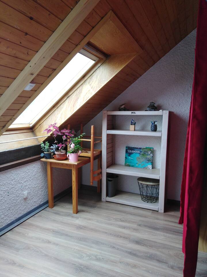 Très Joli T2 Situé Au Pied Des Pistes De Ski - Saint-Bonnet-en-Champsaur