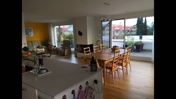 Ruhiges, Gemütliches, Helles  Zimmer In Luzern - Lucerne