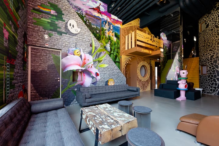 Hotel Not Hotel R'dam: Eclectic Madness Landscape - Rotterdam