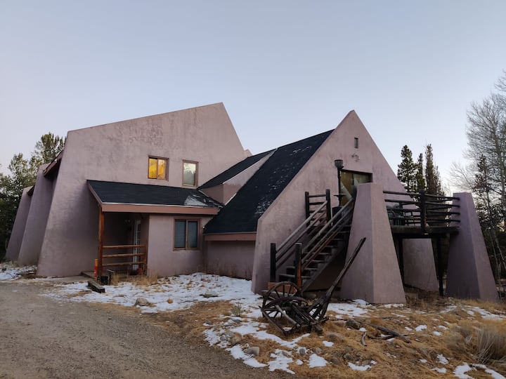 Spacious Mountain Home W/ Hot Tub, Nearby Skiing - Fairplay, CO