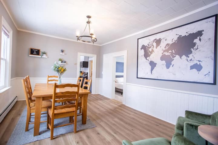 Peaceful Home In Heart Of Oshkosh! - Oshkosh, WI