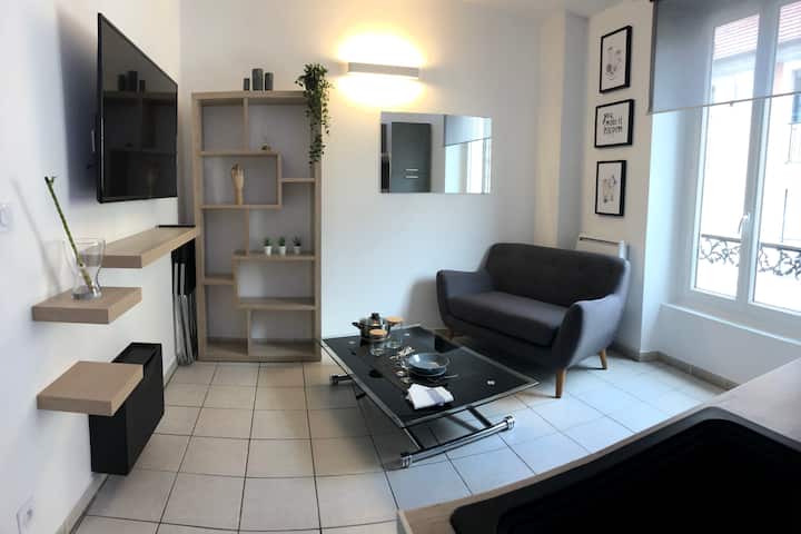 ☆ Sneakers Studio 5* à 30’ De Paris ☆ - Linas