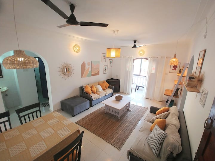 Athe Heron-3bhk - Ac/ Fast Wi-fi/ Ro/ Power Backup - Goa