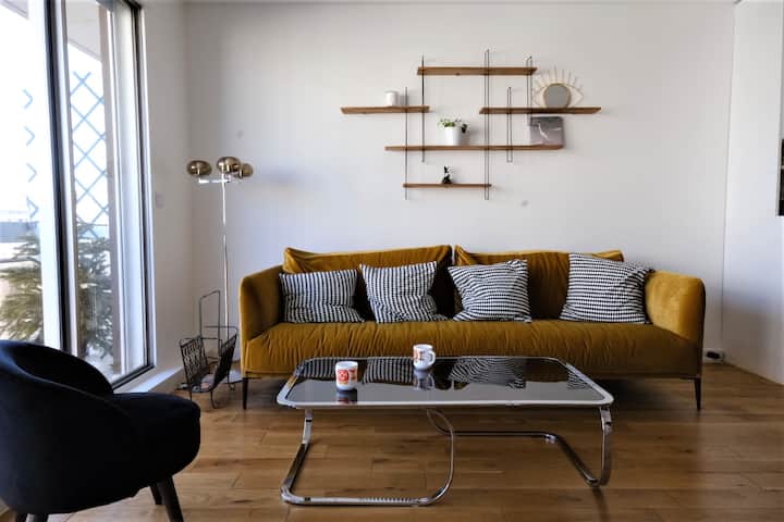 Entièrement Refait à Neuf, Calme Et Lumineux! - Paris