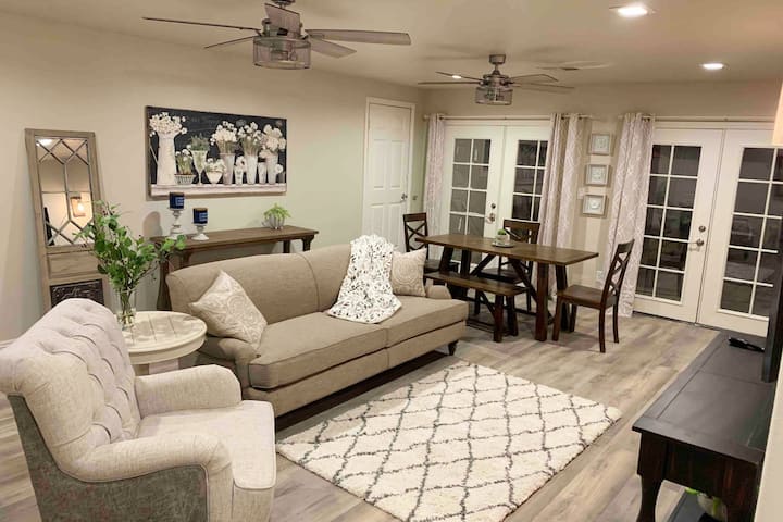 Adorable Brand New Back House-tustin - Irvine, CA