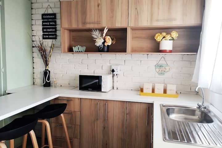 Lesedi Guesthouse - One Bedroom Apartment - Middelburg