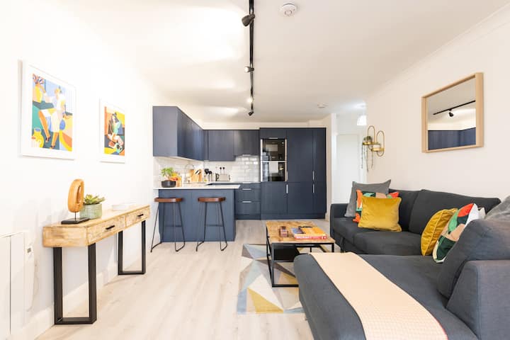 Modern One-bed Apartment In Dublin City Centre - Portmarnock