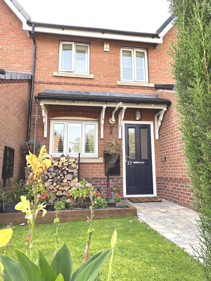 1 Br With Parking -10 Minute Walk To Deansgate. - Manchester