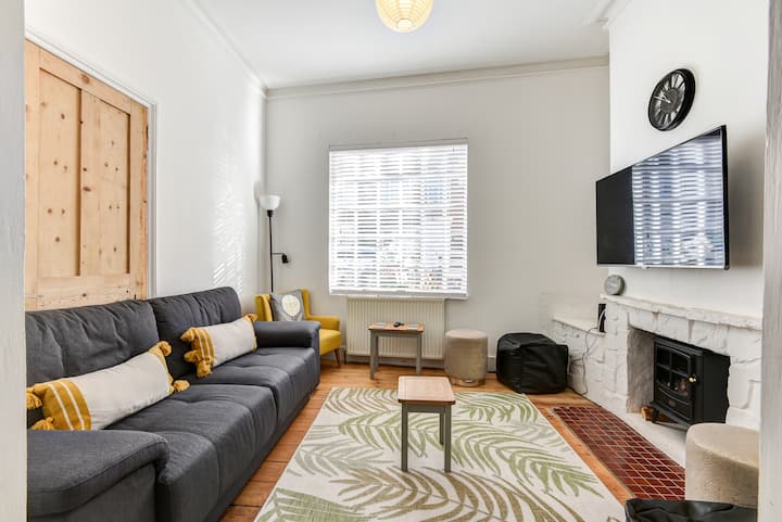 Lovely 3 Bed House Close To Hove Beach & Lawns