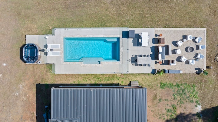 Country Estate With 23 Bedrooms - Lochinvar
