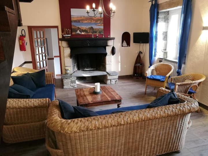 Chambre En Maison éClusière - Lit Double 1er éTage - Châteauneuf-du-Faou