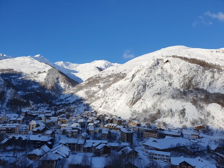 6 Pers, 3*, Vue Imprenable, Accès Pistes & Piscine - Savoie
