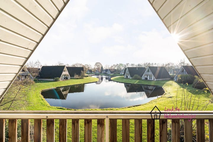 Gerenoveerd 6persoons Vakantiehuisje Aan 'T Water! - Hardenberg