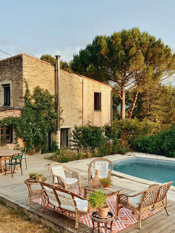 Maison En Pierre Et Piscine En Drôme Provençale - Dieulefit