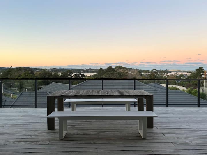 Coastal Vibes  - Sun, Views, Walk To Shops & More - Mangawhai