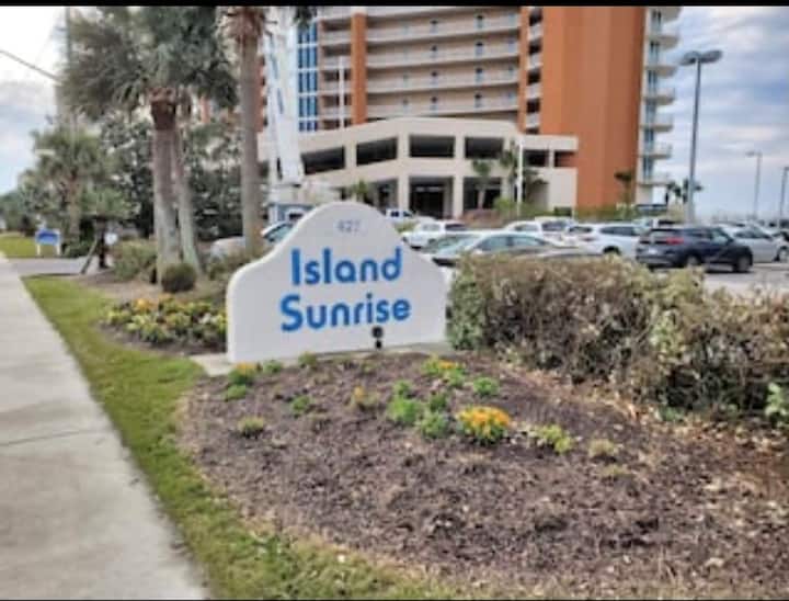 “Summer Oasis” Beach Front Condo - 格爾夫海岸