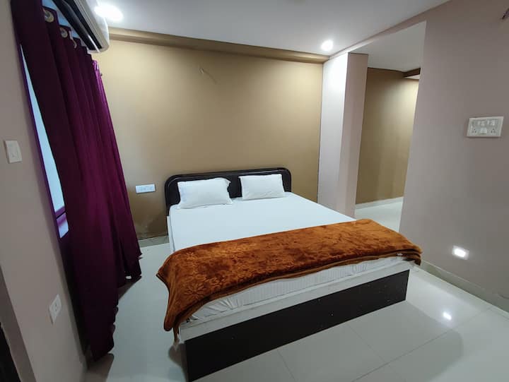 Family Room @Hotel Kanha Shyam Madhubani - Madhubani