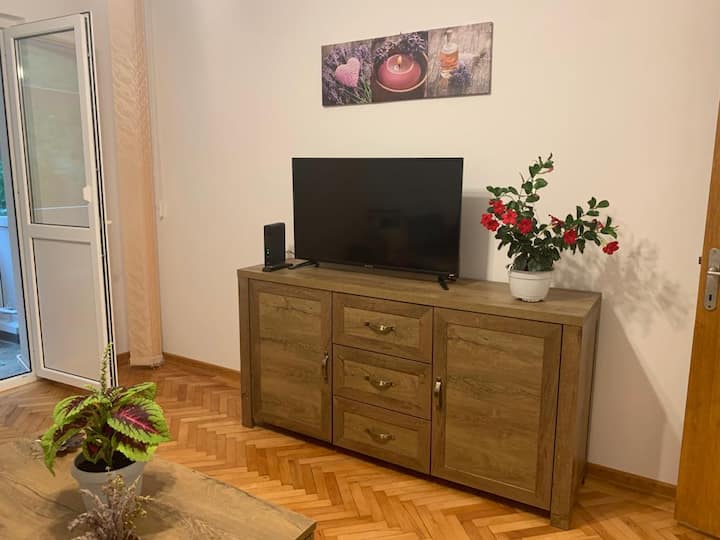 Apartment Near The Forest - Sinaia
