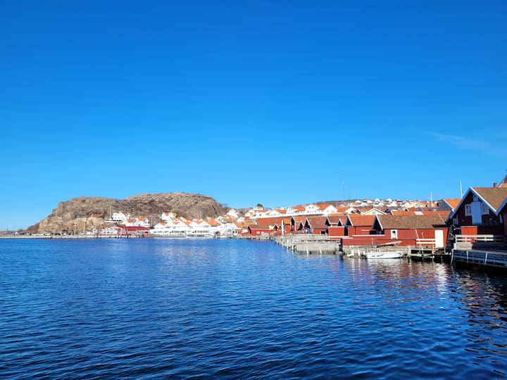 Havsnära Västkustboende Med Skön Vibe - Kungshamn