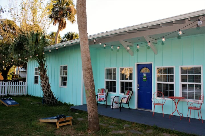 The Teal Turtle - Folly Beach, SC