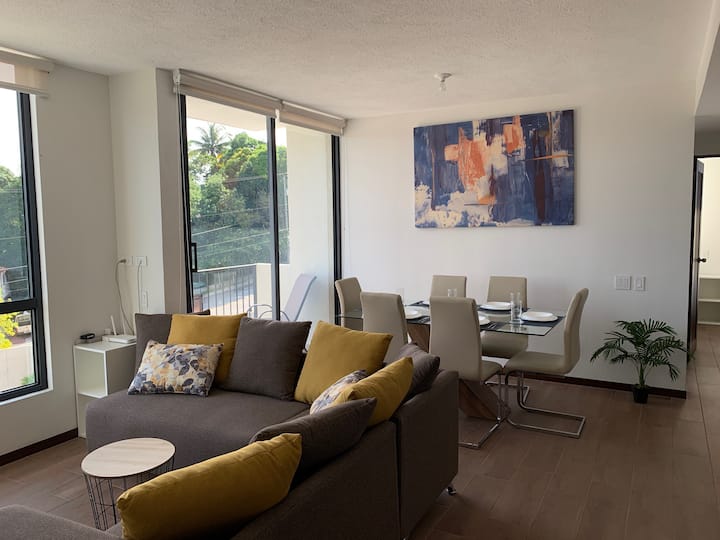 Spacious Modern 3-bedroom Apartment, La Escalon - San Salvador