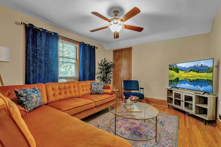 Spacious Apartment In The Heart Of Allentown - 버펄로