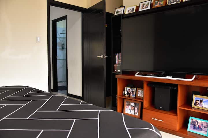 Serenity Apartment . Lovely 3 Bedroom Apartment! - Galápagos Islands