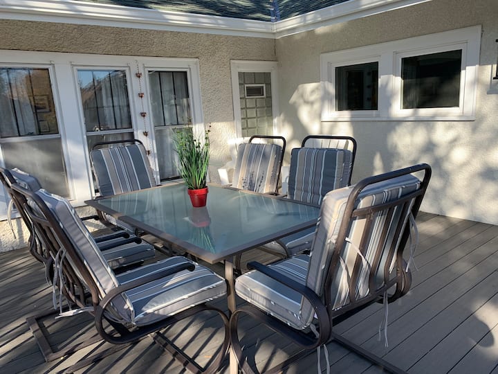 Bright, Clean 3 Bedroom Upper Level Apartment. - Aéroport de Minneapolis-Saint-Paul (MSP)