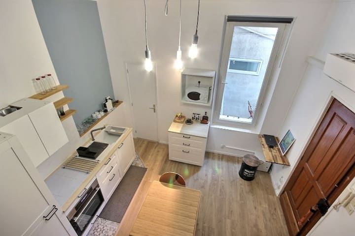 Splendide Appt 1p+ Espace Nuit En Mezzanine + Cour - Marseille