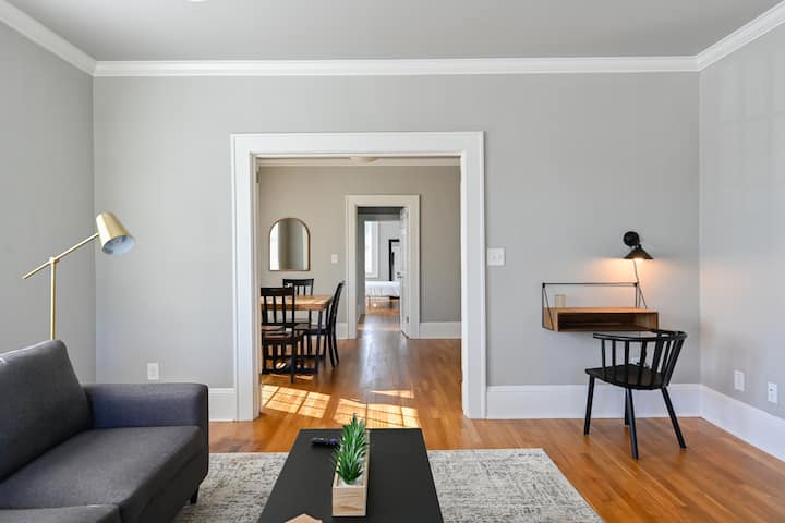 Ideal For Long Stays, Convenient Location Downtown - Spartanburg, SC