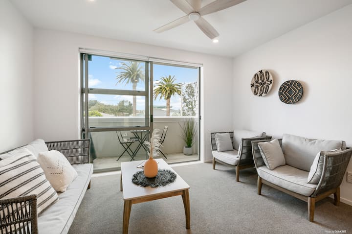 Seaside Condo - Waiwera