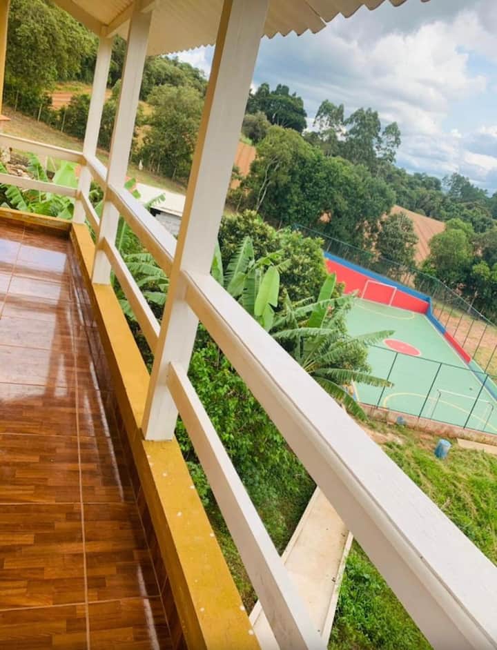 Sítio Inteiro, Com Piscina E Churrasqueira. - Ibiúna