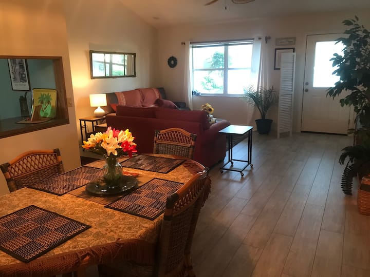 Beautiful Master Bedroom In The Villages. - The Villages, FL