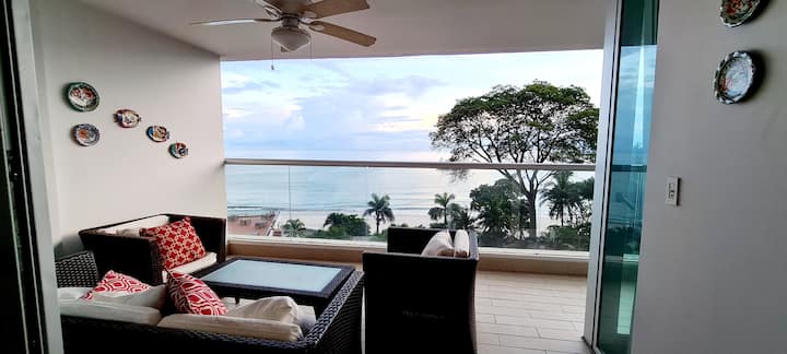3 Br, 4 Bath, Bahia Beachfront, Multiple Pools - Panama
