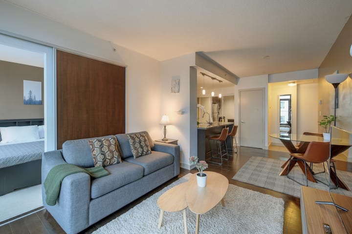Central 1bd Condo In Downtown Victoria - Victoria