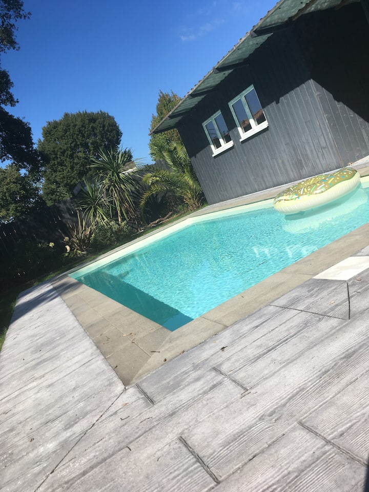 Charmante Maison Familiale Avec Piscine Chauffée - Baskenland